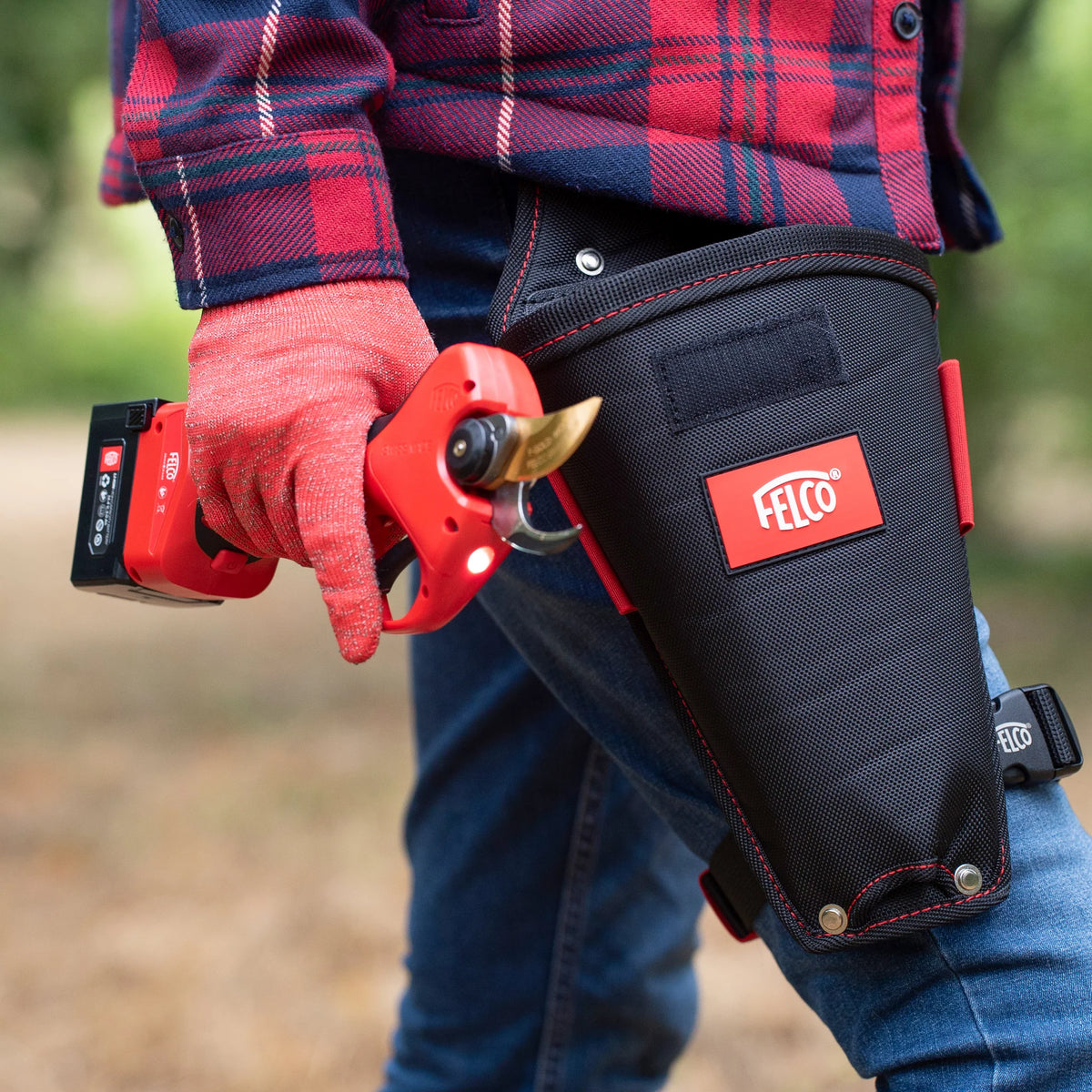 Felco 834W Electric Precise 34mm Wood Cutting Pruner Shear Secateurs K ...